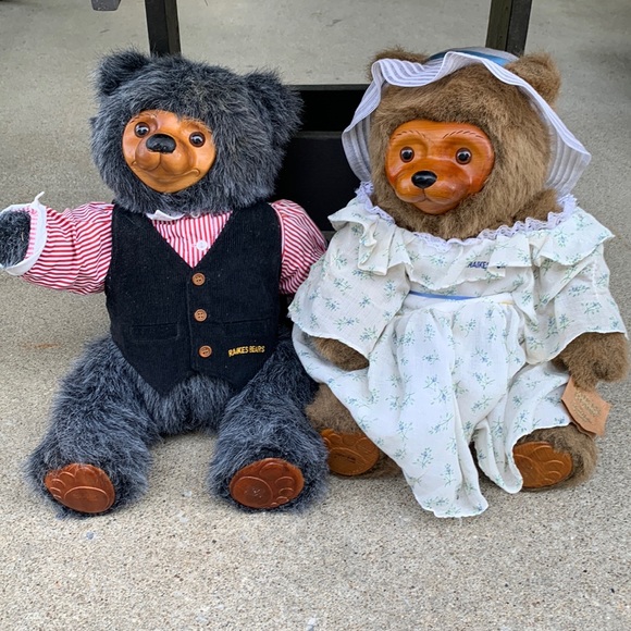 raikes bears | Accents | Vintage 987 Raikes Bears Set Of 2 Bears With Clothing | Poshmark